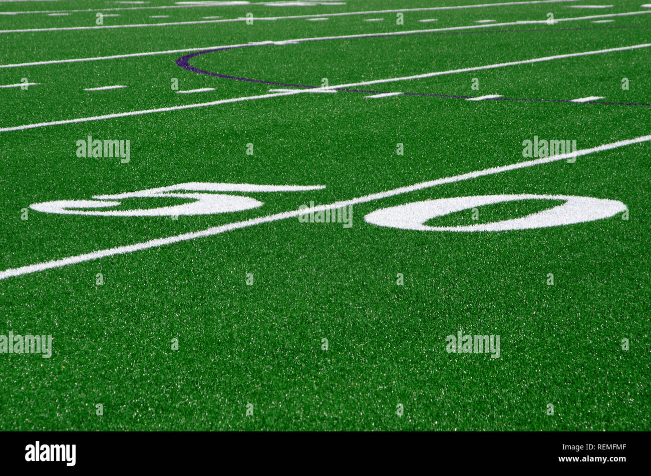 50 yard marker hi-res stock photography and images - Alamy