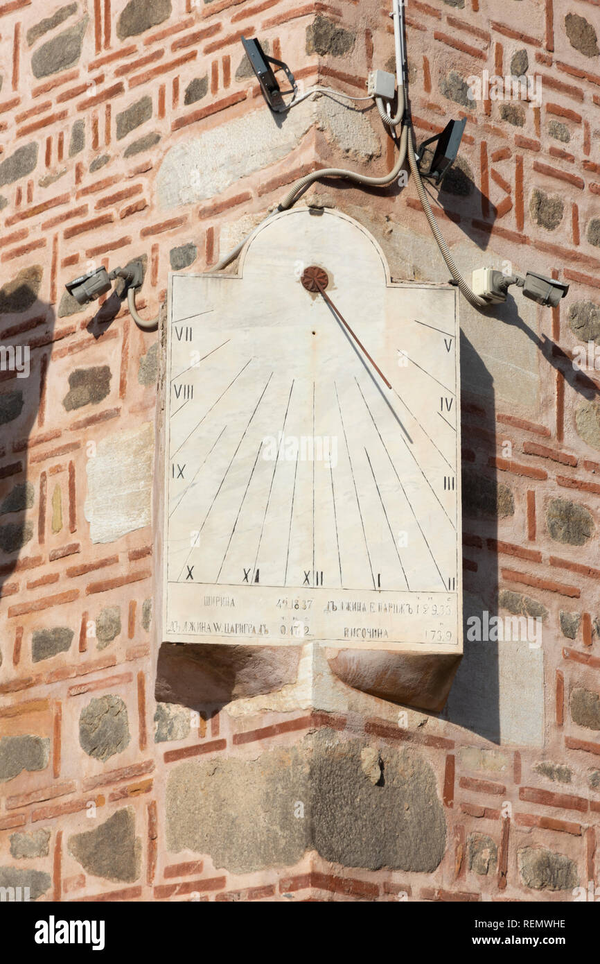 Fixed facade hi-res stock photography and images - Alamy