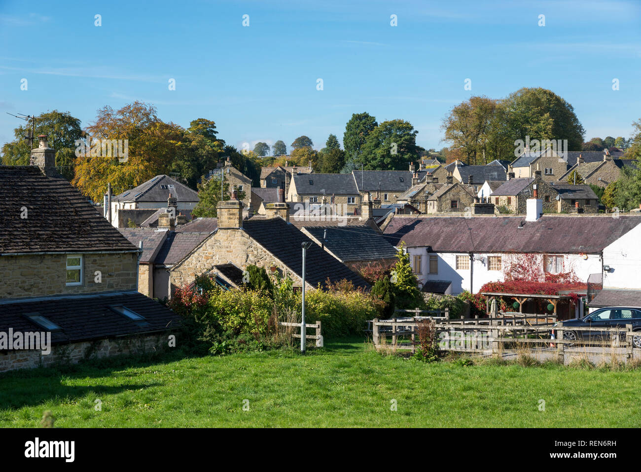 The village of Eyam in the Peak District, Derbyshire, England Stock ...