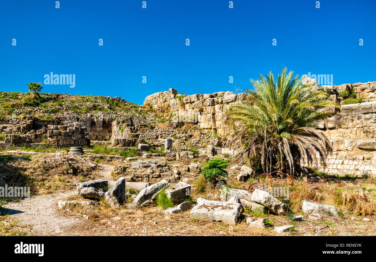 Ruins of byblos hi-res stock photography and images - Alamy