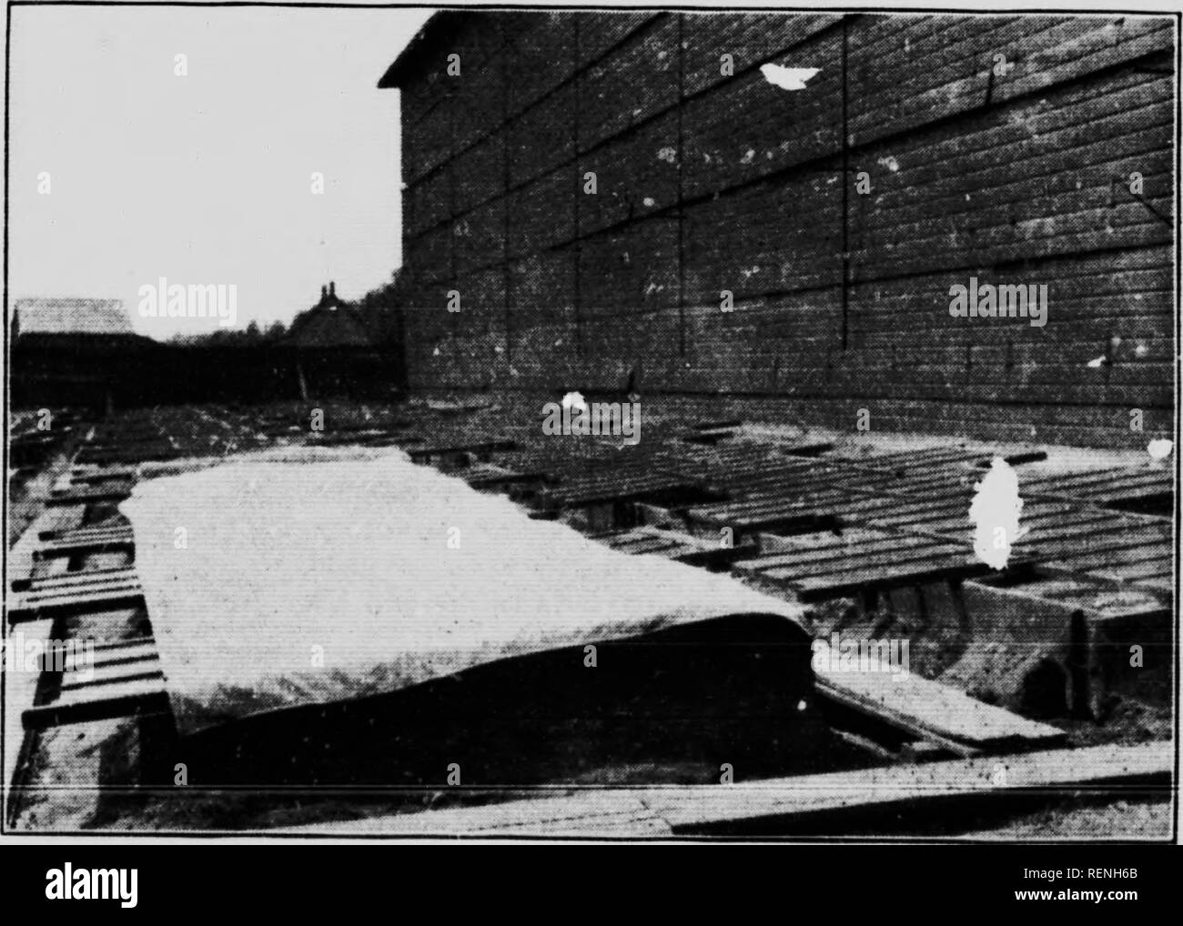 Flue curing hi-res stock photography and images - Alamy