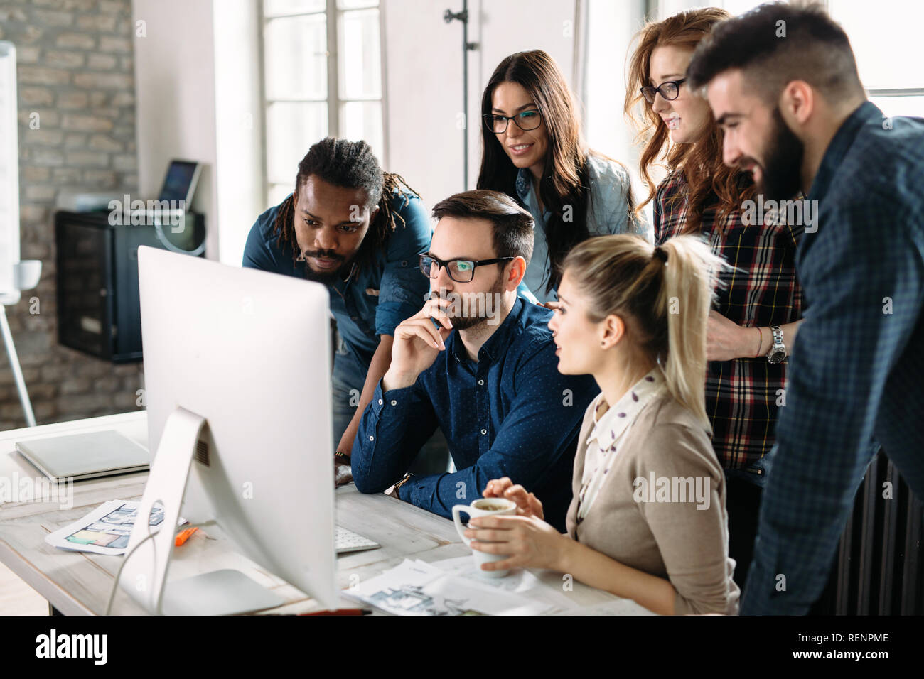 Office creativity hi-res stock photography and images - Alamy