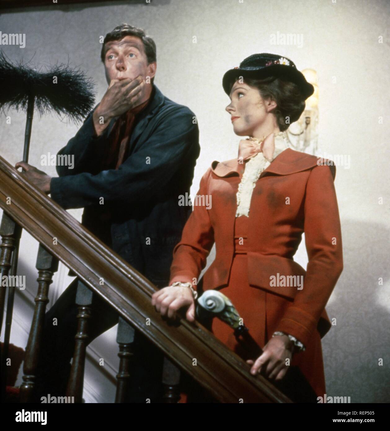Mary Poppins Year : 1964 USA Director : Robert Stevenson Dick Van Dyke ...