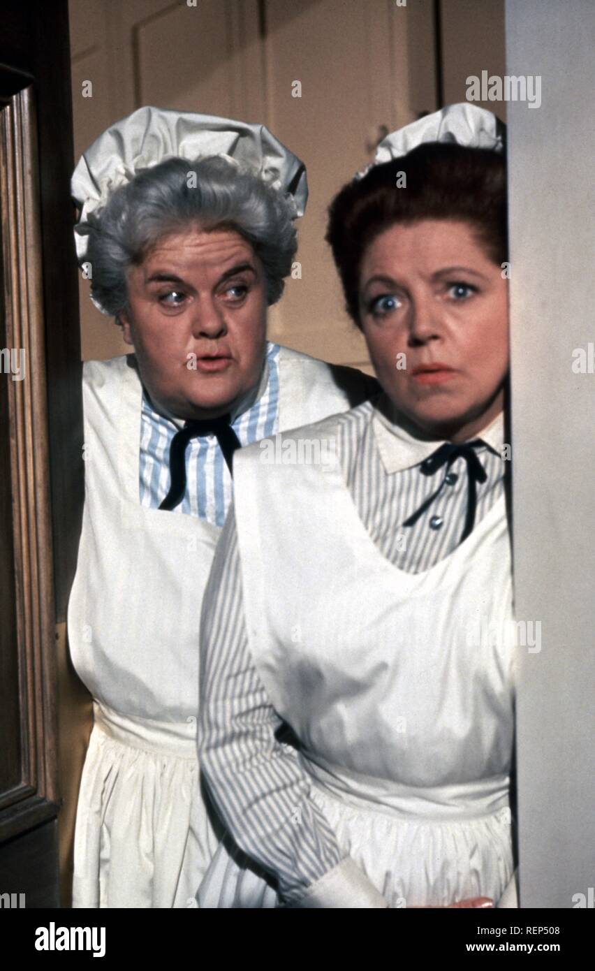 Mary Poppins Year : 1964 USA Director : Robert Stevenson Reta Shaw ...