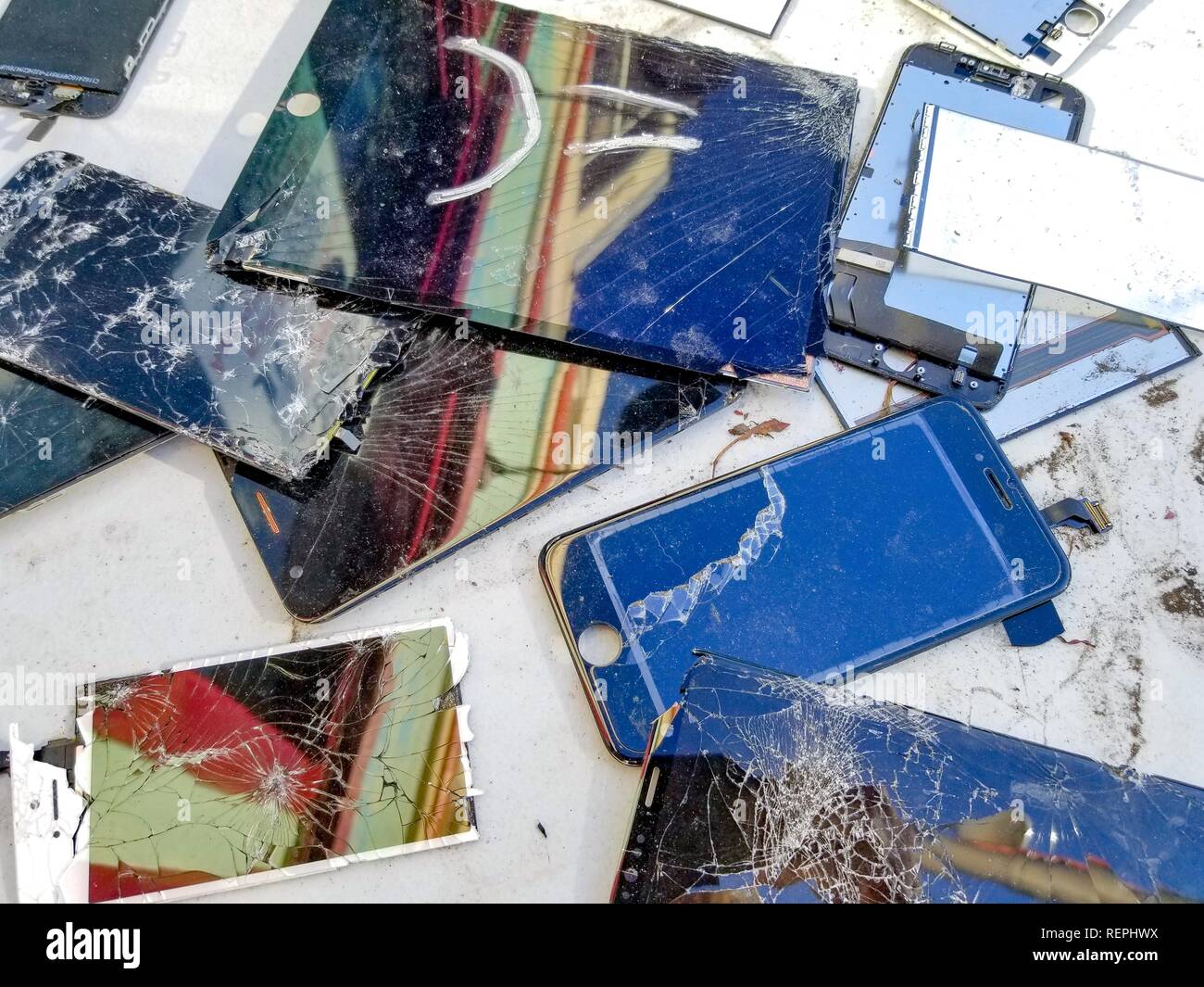 Damaged phone screen cable on hi-res stock photography and images - Alamy
