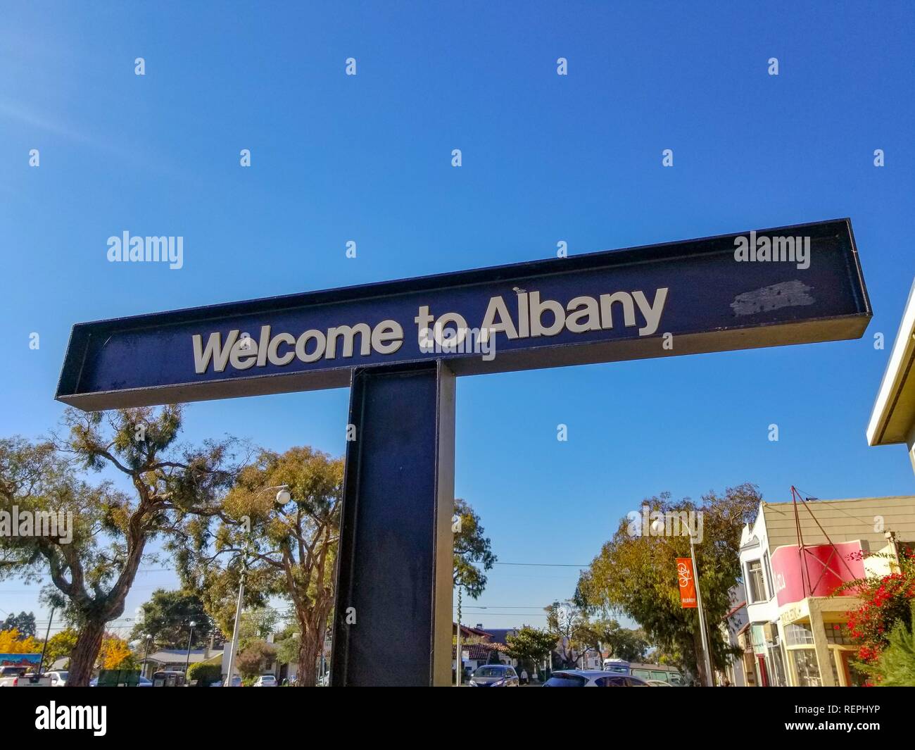 Welcome welcoming greeting hi-res stock photography and images - Alamy