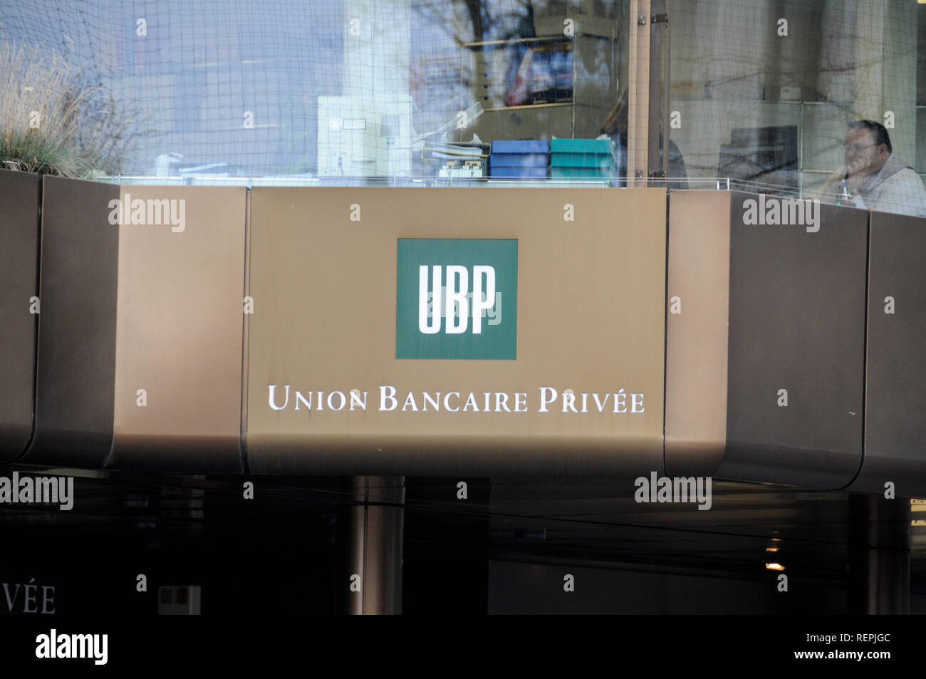 Union Private Bank in Zurich's main shopping street, Bahnhofstrasse ...