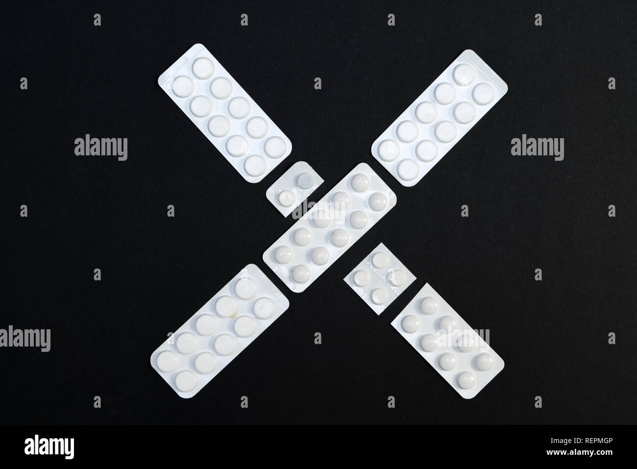 Medication x hi-res stock photography and images - Alamy