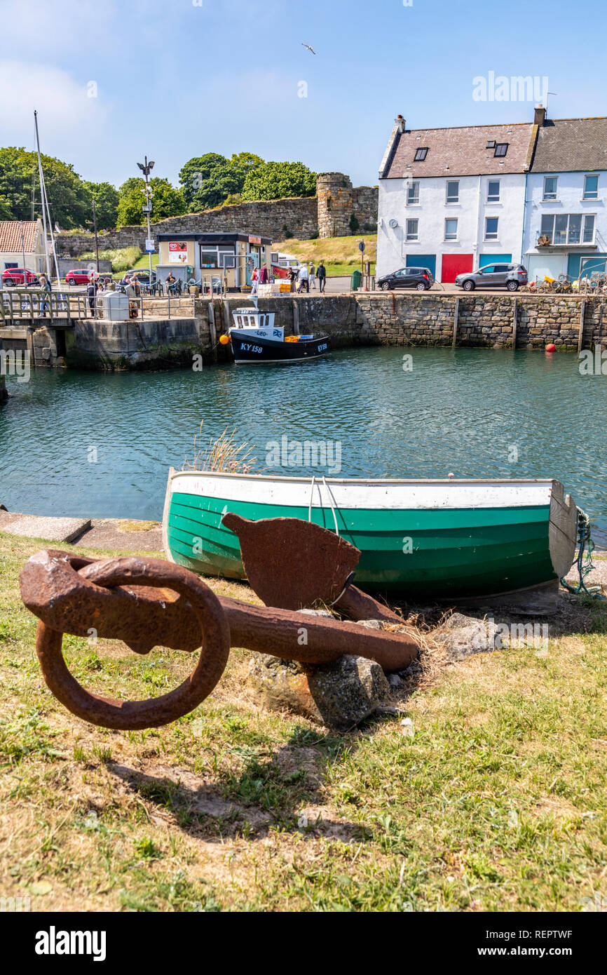 Scottish seaside fishing hi-res stock photography and images - Alamy