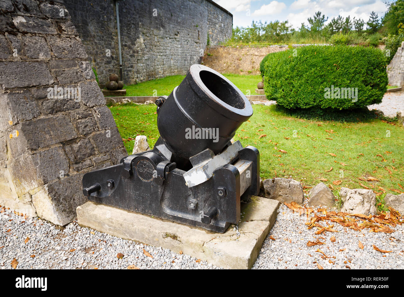 The courtyard of the Citadel with old bombard Stock Photo - Alamy