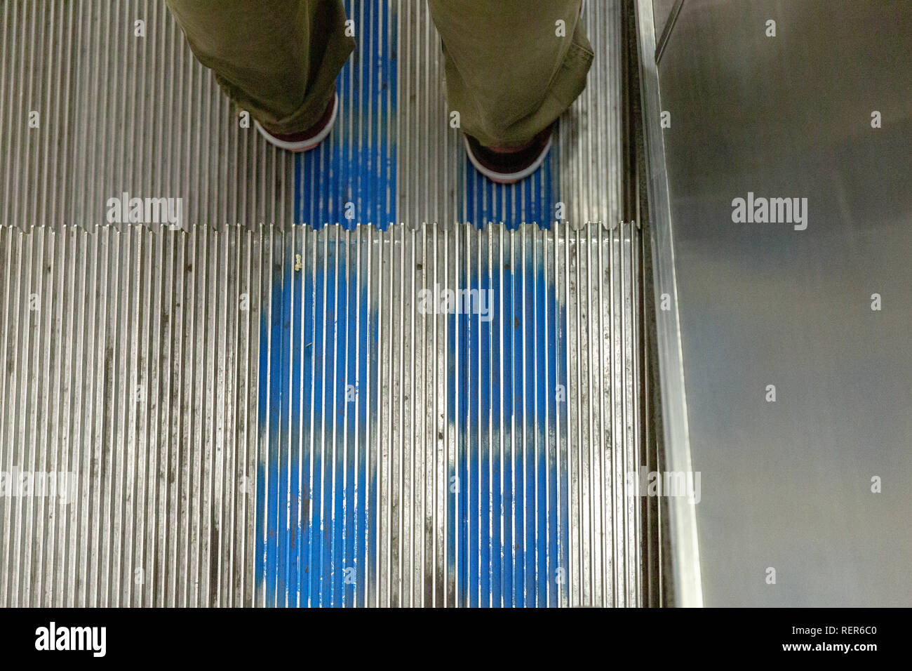 Escalator on the London Underground Stock Photo - Alamy