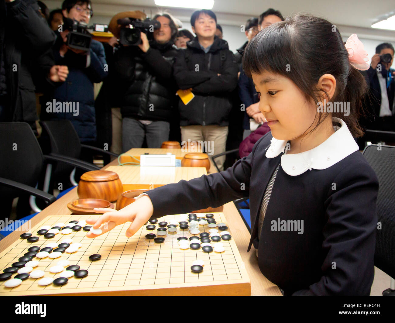 Sumire Nakamura, Jan 22, 2019 : Japanese schoolgirl Sumire Nakamura (R ...