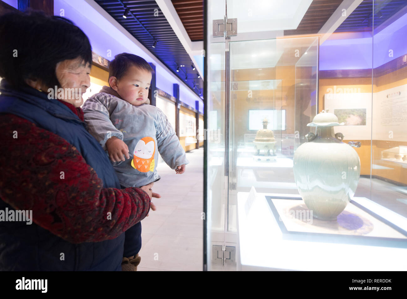 Shangyu, China's Zhejiang Province. 22nd Jan, 2019. People visit the ...