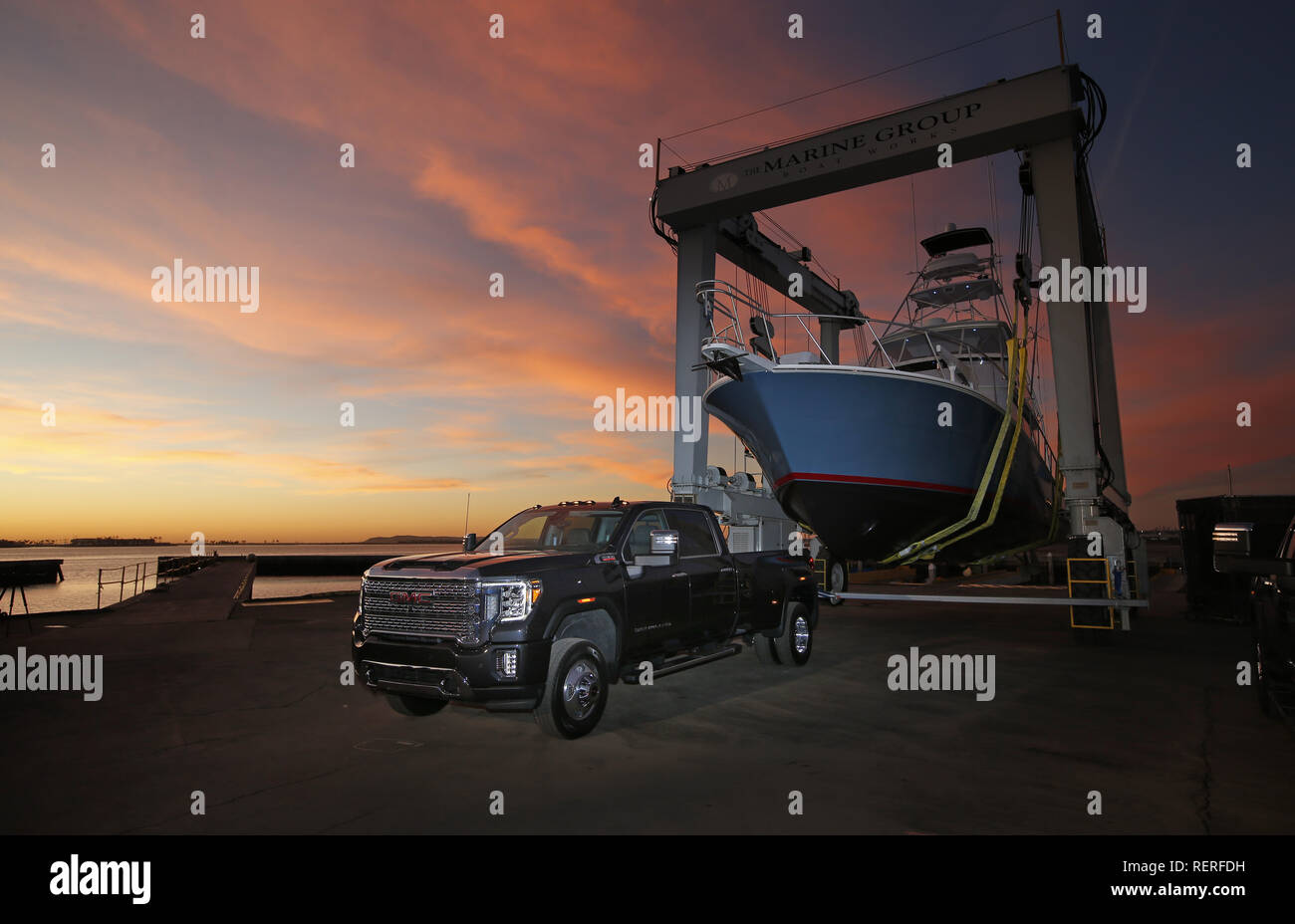 3500 heavy duty hi-res stock photography and images - Alamy