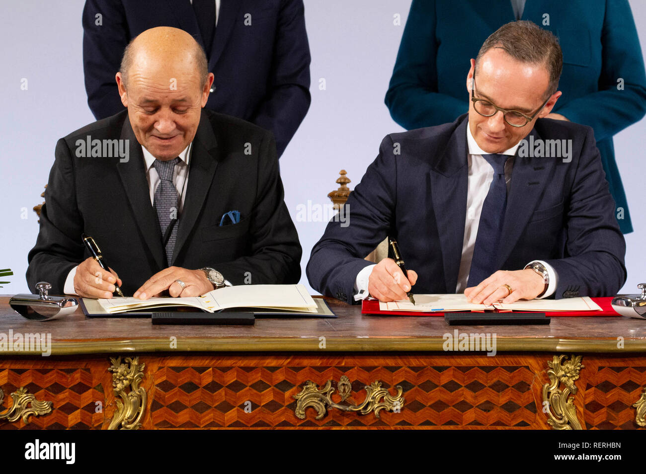 Aachen, Deutschland. 22nd Jan, 2019. Jean-Yves Le Drian and Heiko Maas ...