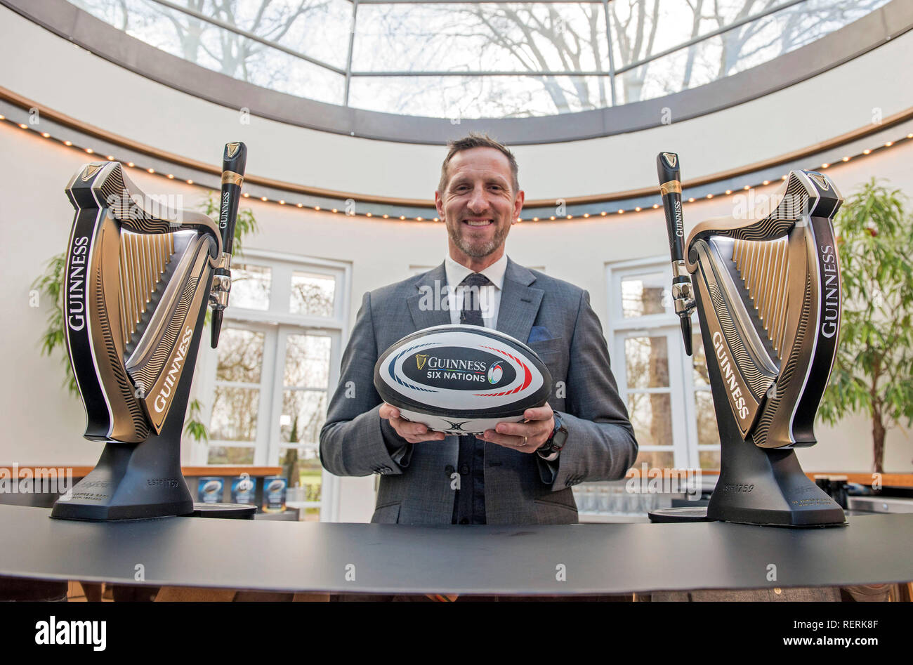 Guinness rugby union hi-res stock photography and images - Alamy