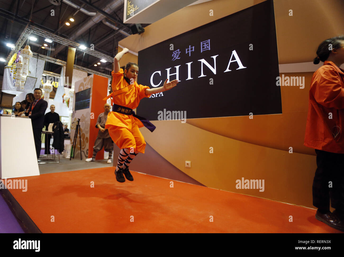 Manu stand hi-res stock photography and images - Alamy