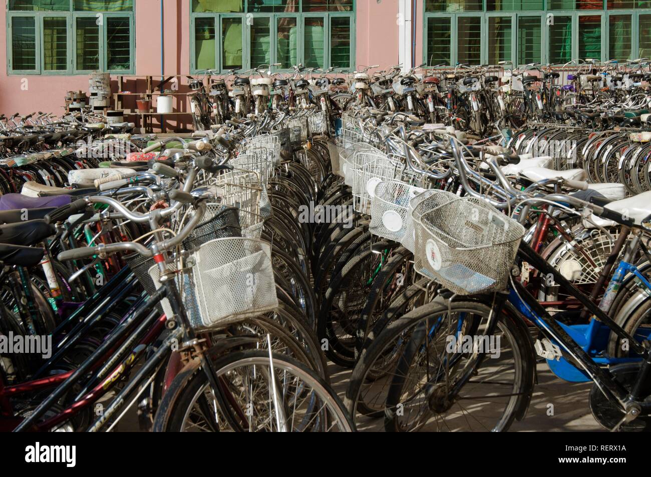Burma cycle hi-res stock photography and images - Alamy