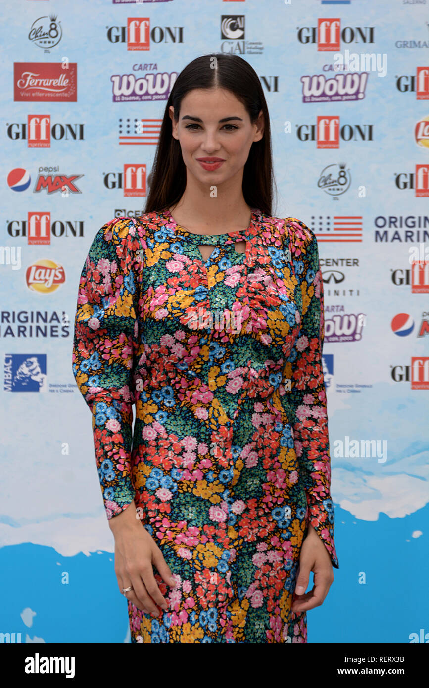 Chillemi actress hi-res stock photography and images - Alamy