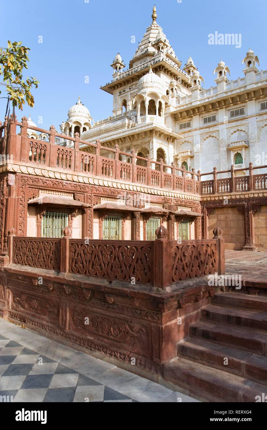 Jaswant Thada cenotaph, white marble memorial of Jaswant Singh II ...