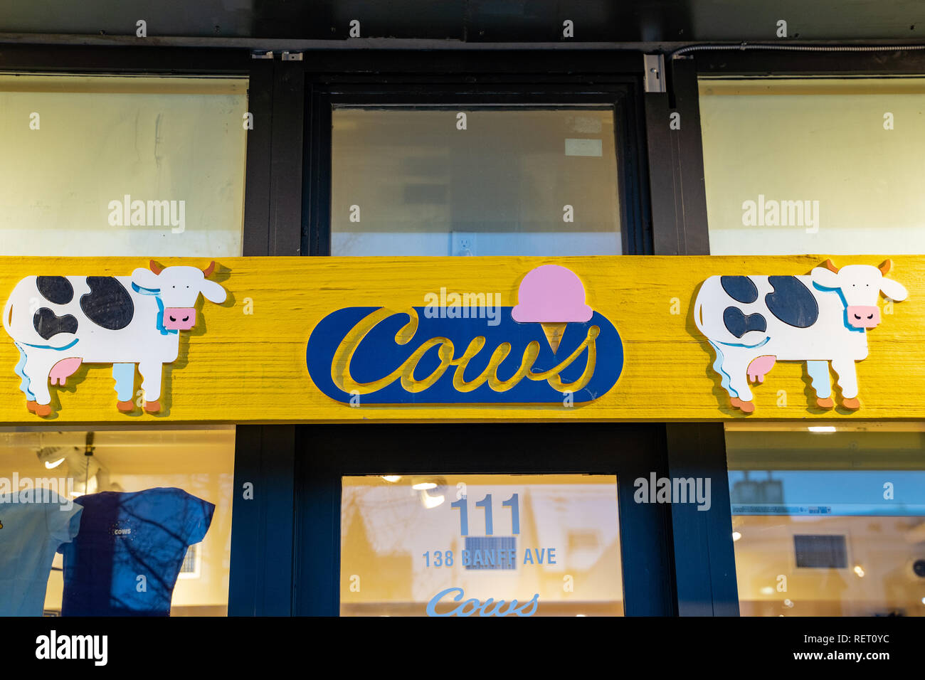 Banff sweet shop hi-res stock photography and images - Alamy