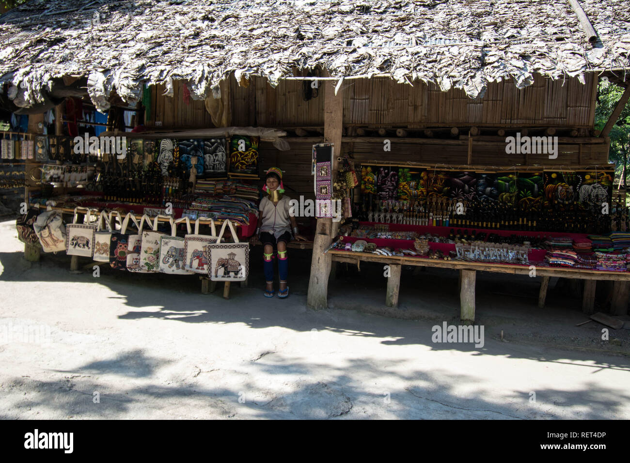 China huts art hi-res stock photography and images - Alamy