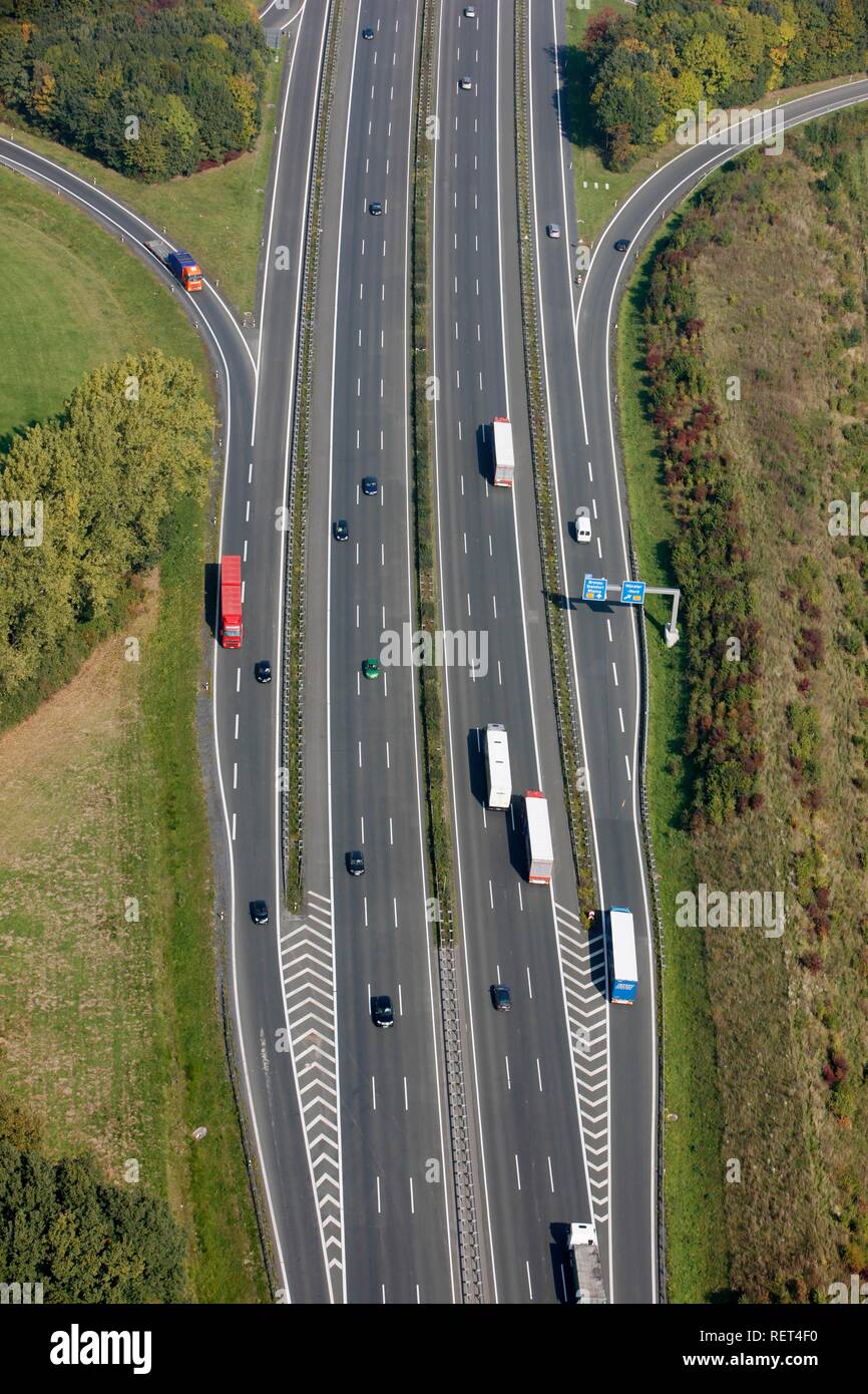 Lanes on motorway hi-res stock photography and images - Alamy