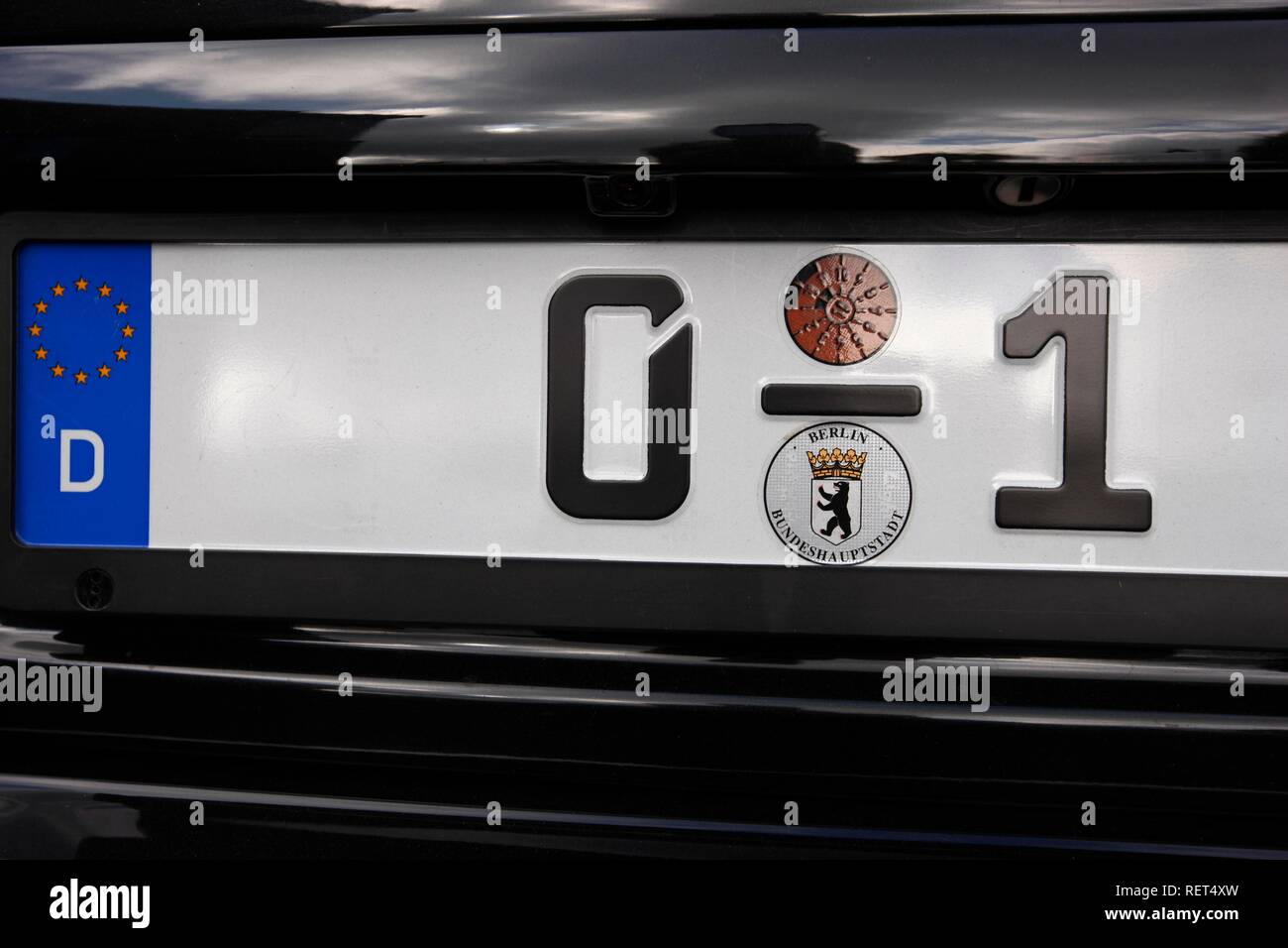 Official car hi-res stock photography and images - Alamy