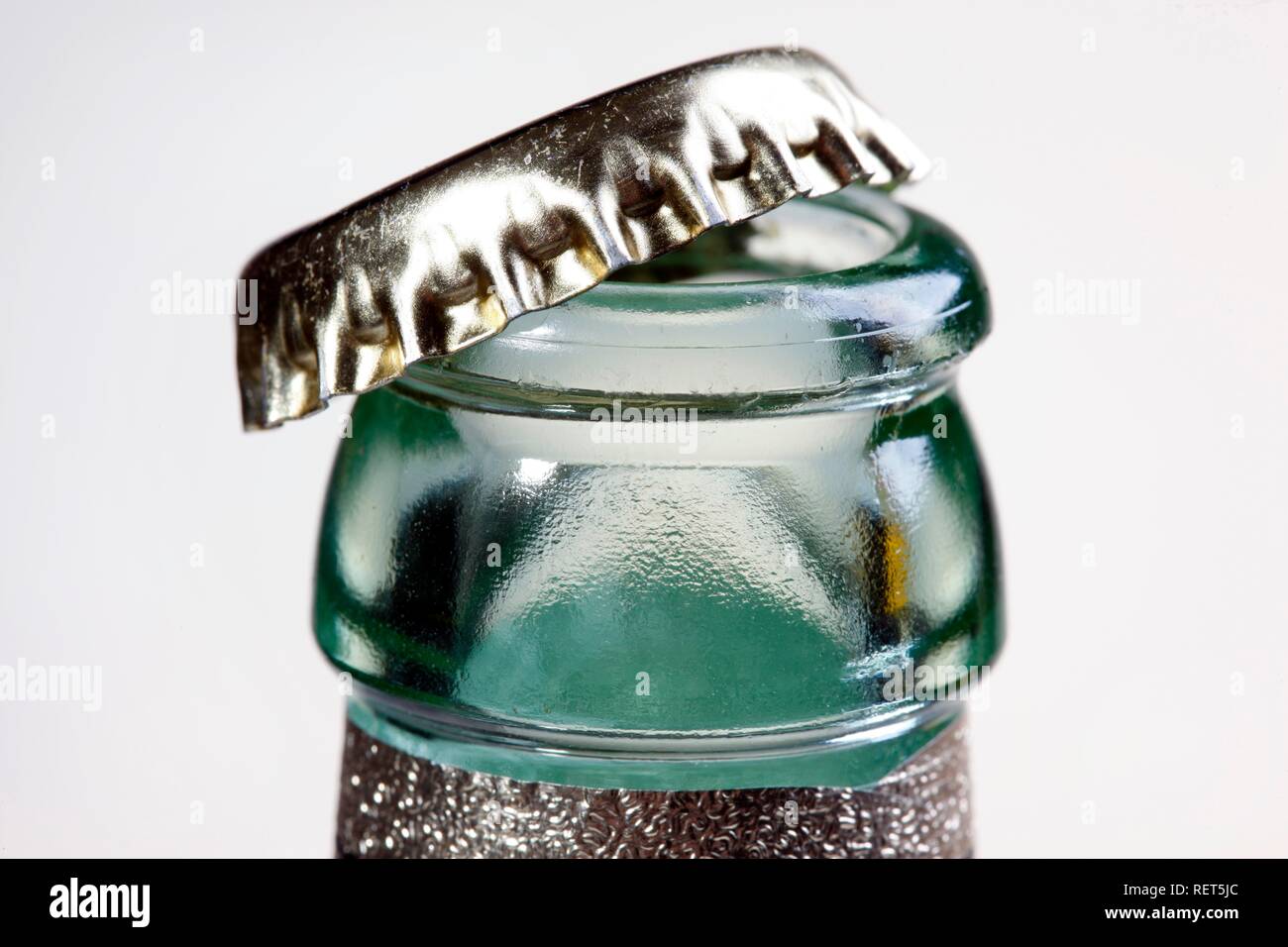 Crown cap hi-res stock photography and images - Alamy