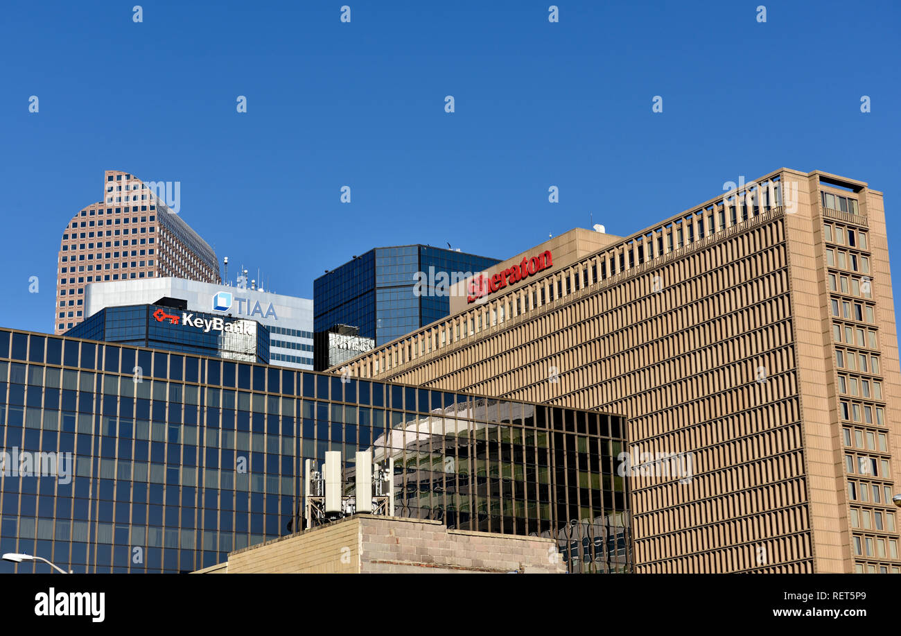 Skyscrapers and high rise building hi-res stock photography and images ...
