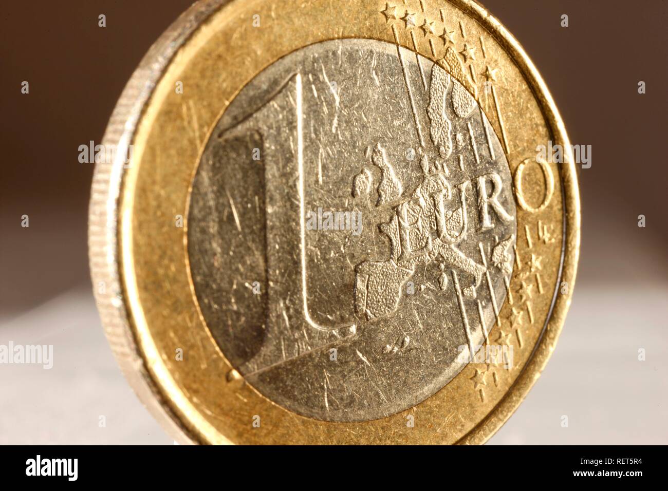 Euro coin hi-res stock photography and images - Alamy