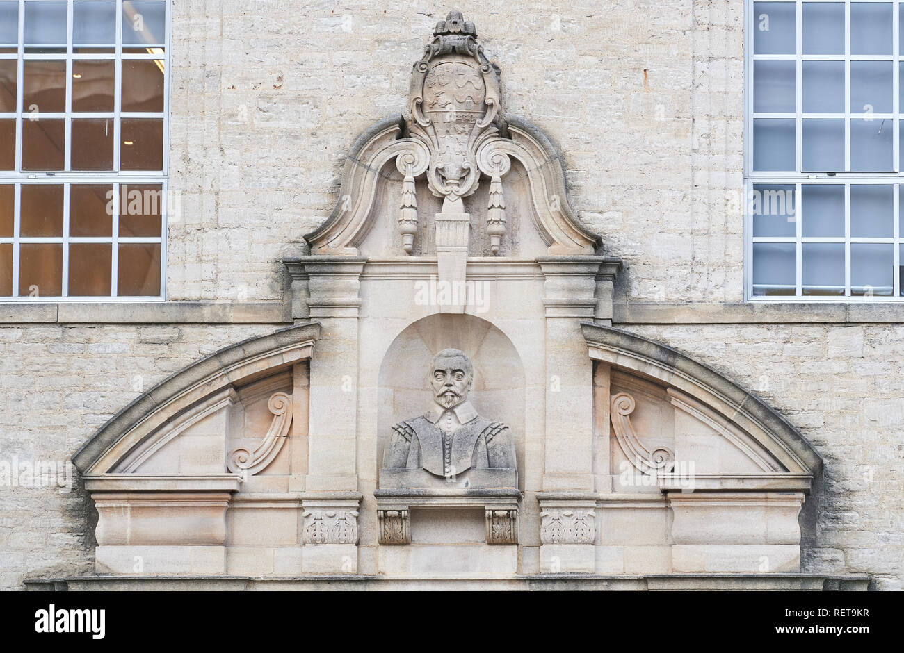 Sculpture of Thomas Bodley, who re-founded what is now called the ...