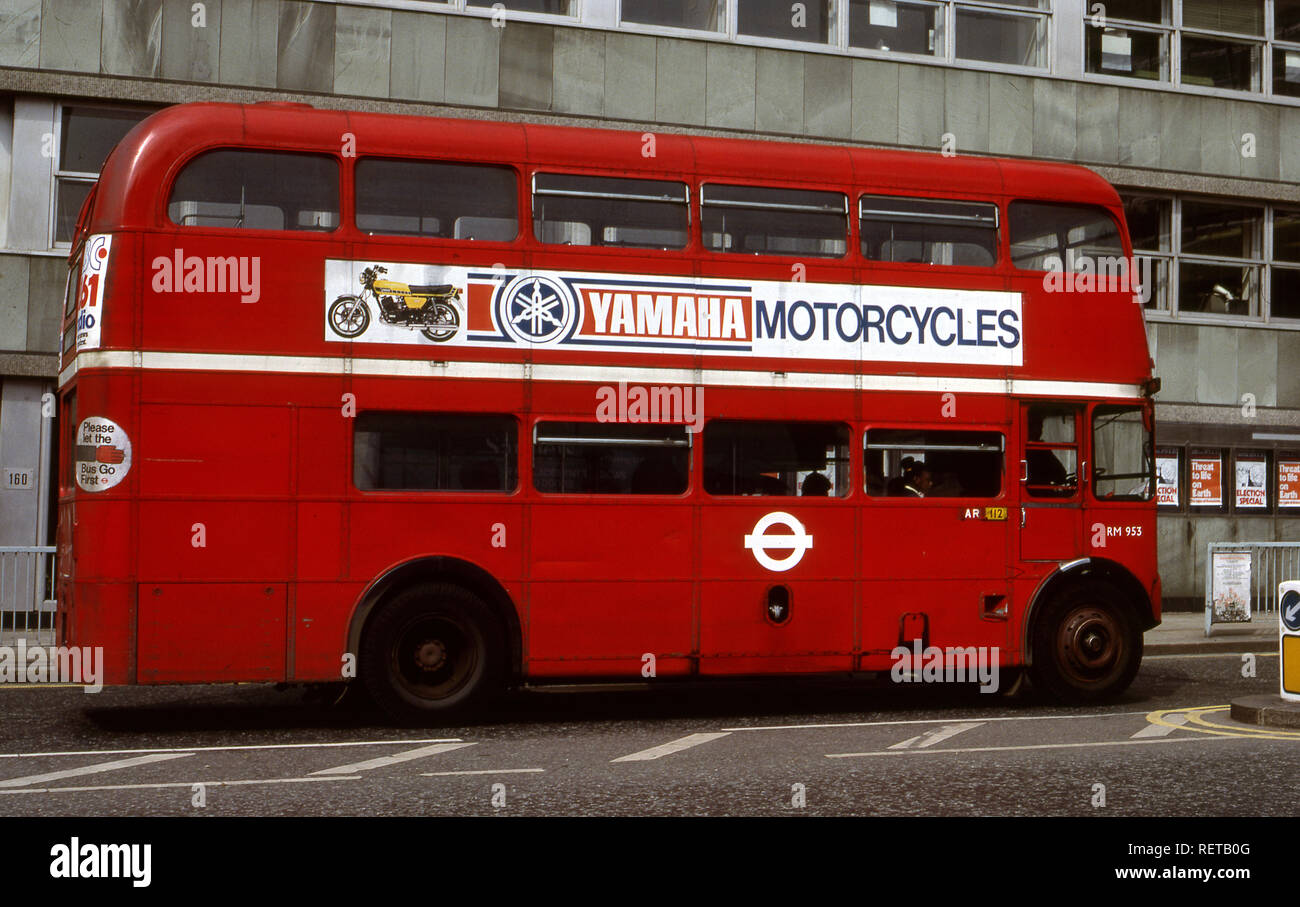 Bus advertising london hi-res stock photography and images - Alamy