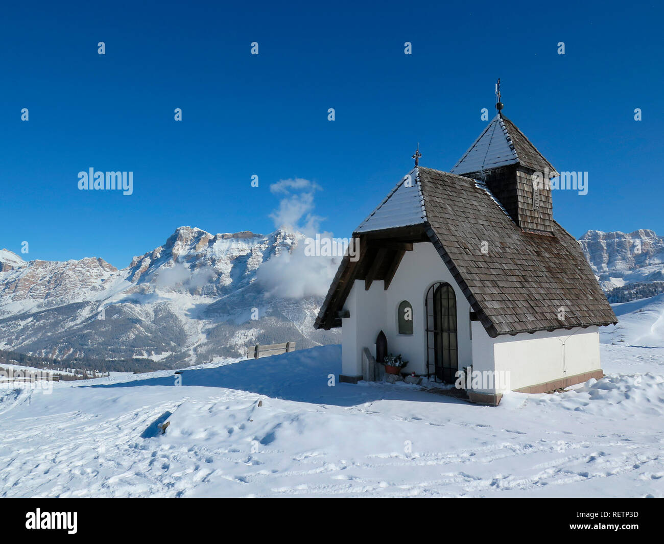 Chapel in the dolomites hi-res stock photography and images - Alamy