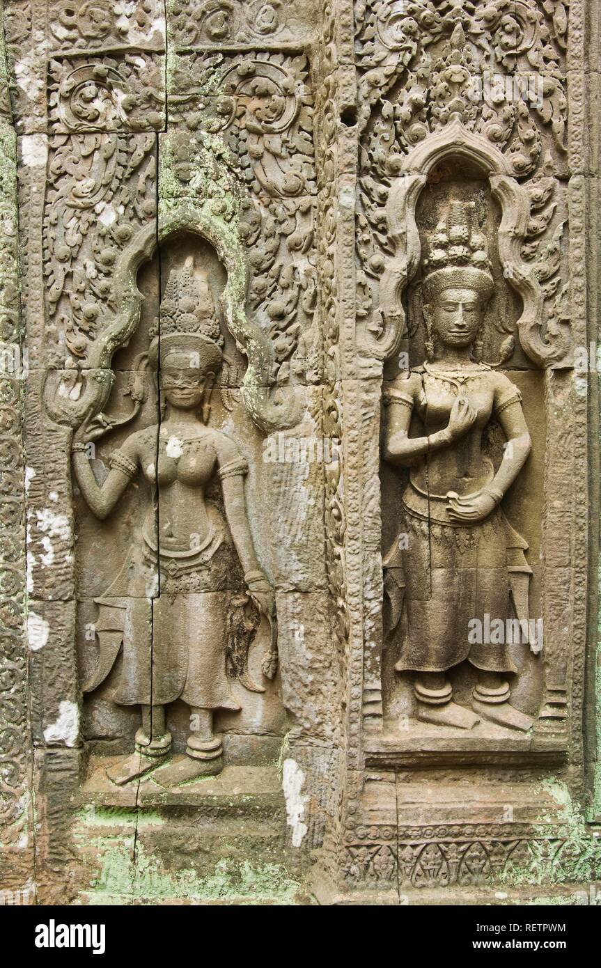 Devatas in a niche, Ta Som Temple, Angkor, UNESCO World Heritage Site ...
