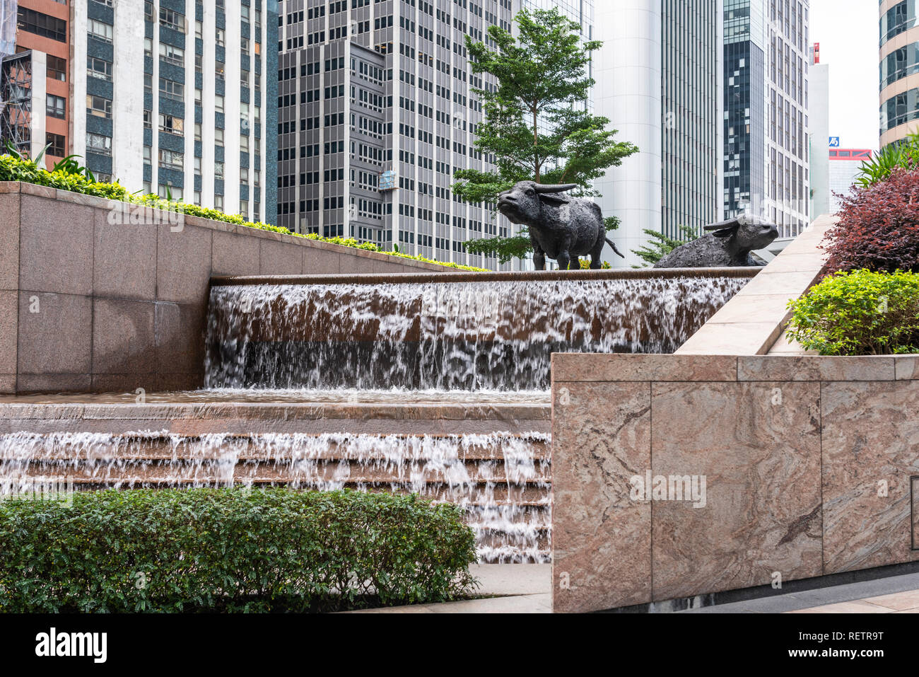 Hong kong park water feature hi-res stock photography and images - Alamy