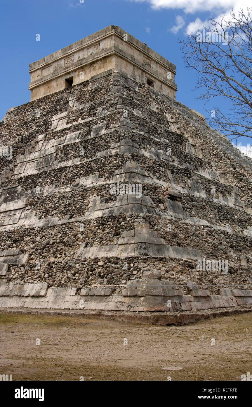 Stepped pyramid hi-res stock photography and images - Alamy