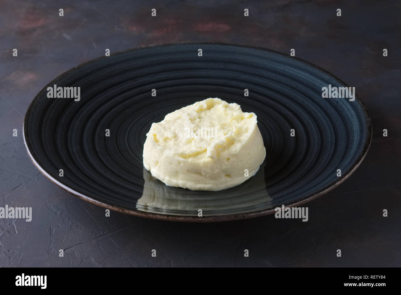 Plate with mashed potato Stock Photo - Alamy