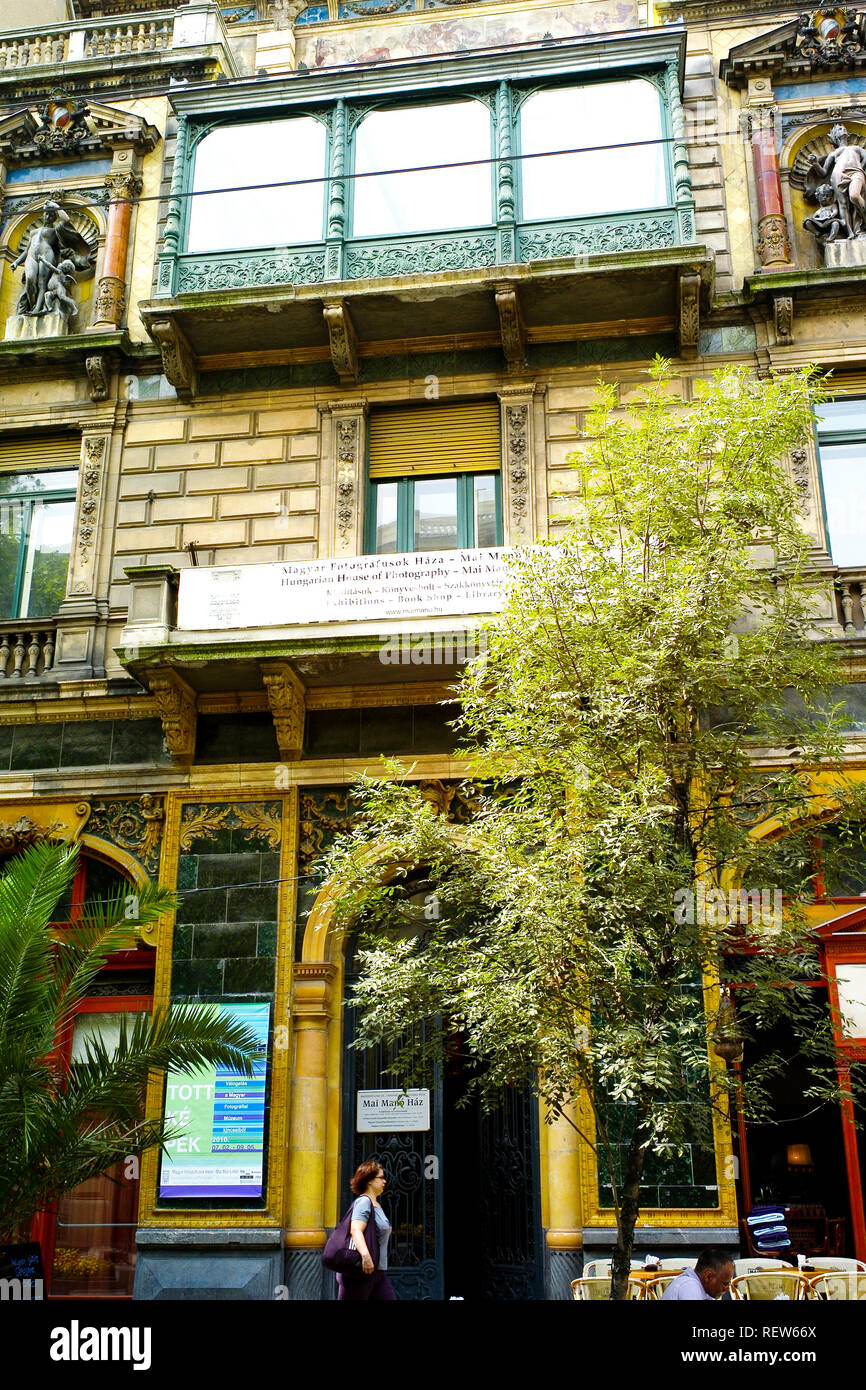 Budapest capitale hongroise hongroise hi-res stock photography and ...