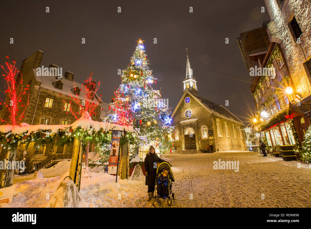 Quebec City (French: Ville de Québec) in winter Stock Photo - Alamy