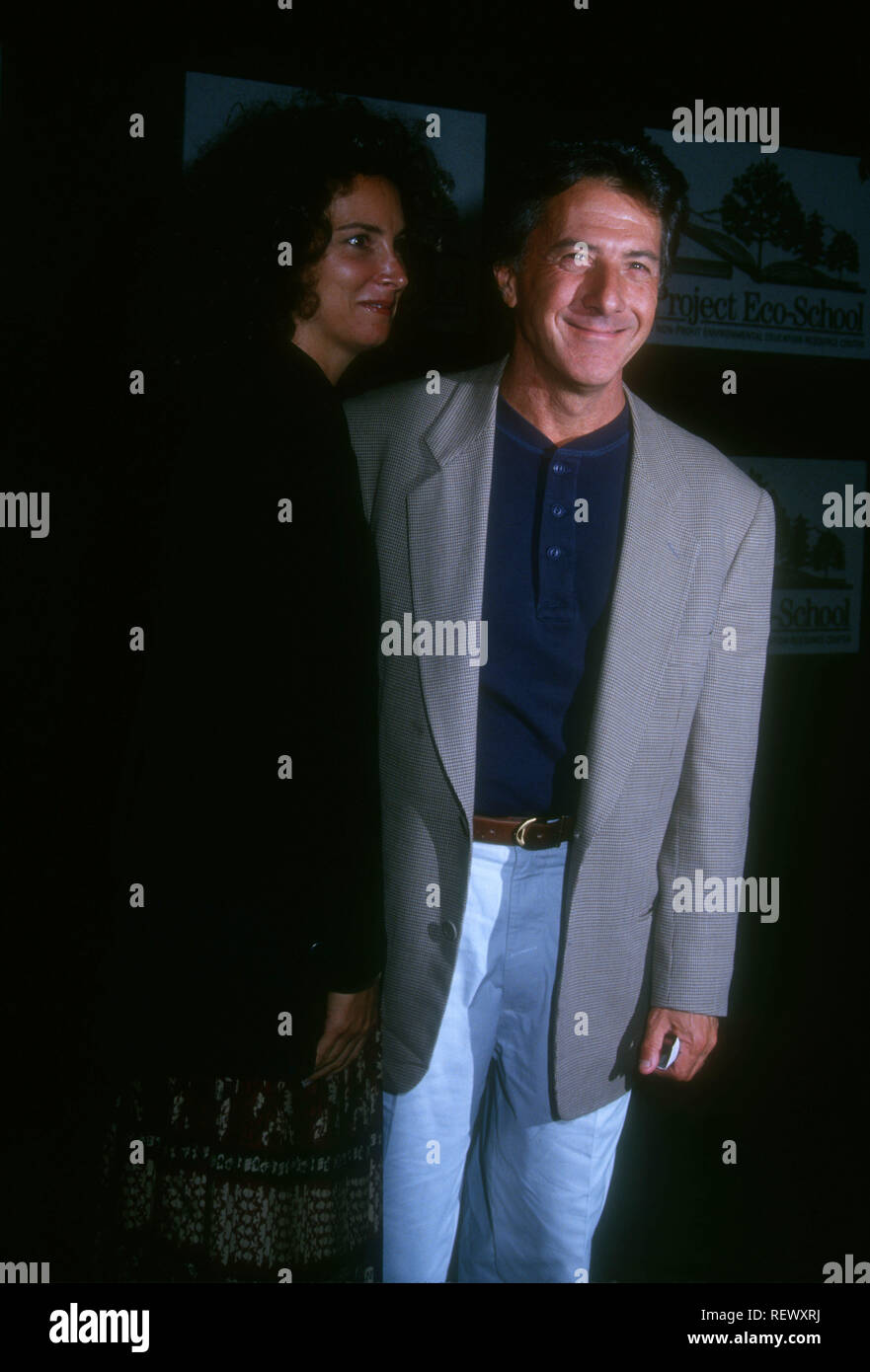 LOS ANGELES, CA - OCTOBER 16: Actor Dustin Hoffman and wife Lisa ...