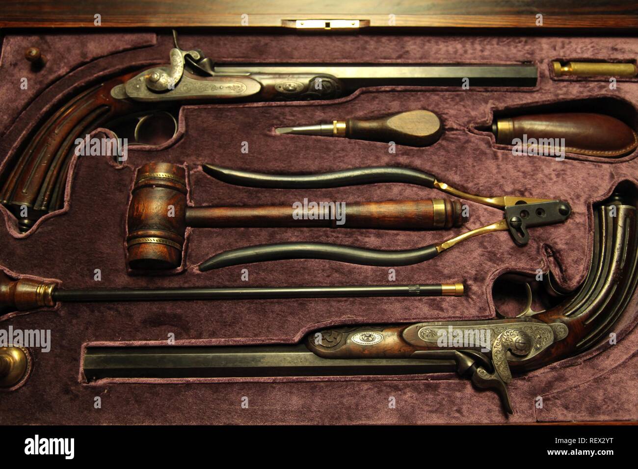 Dueling Pistols High Resolution Stock Photography and Images - Alamy