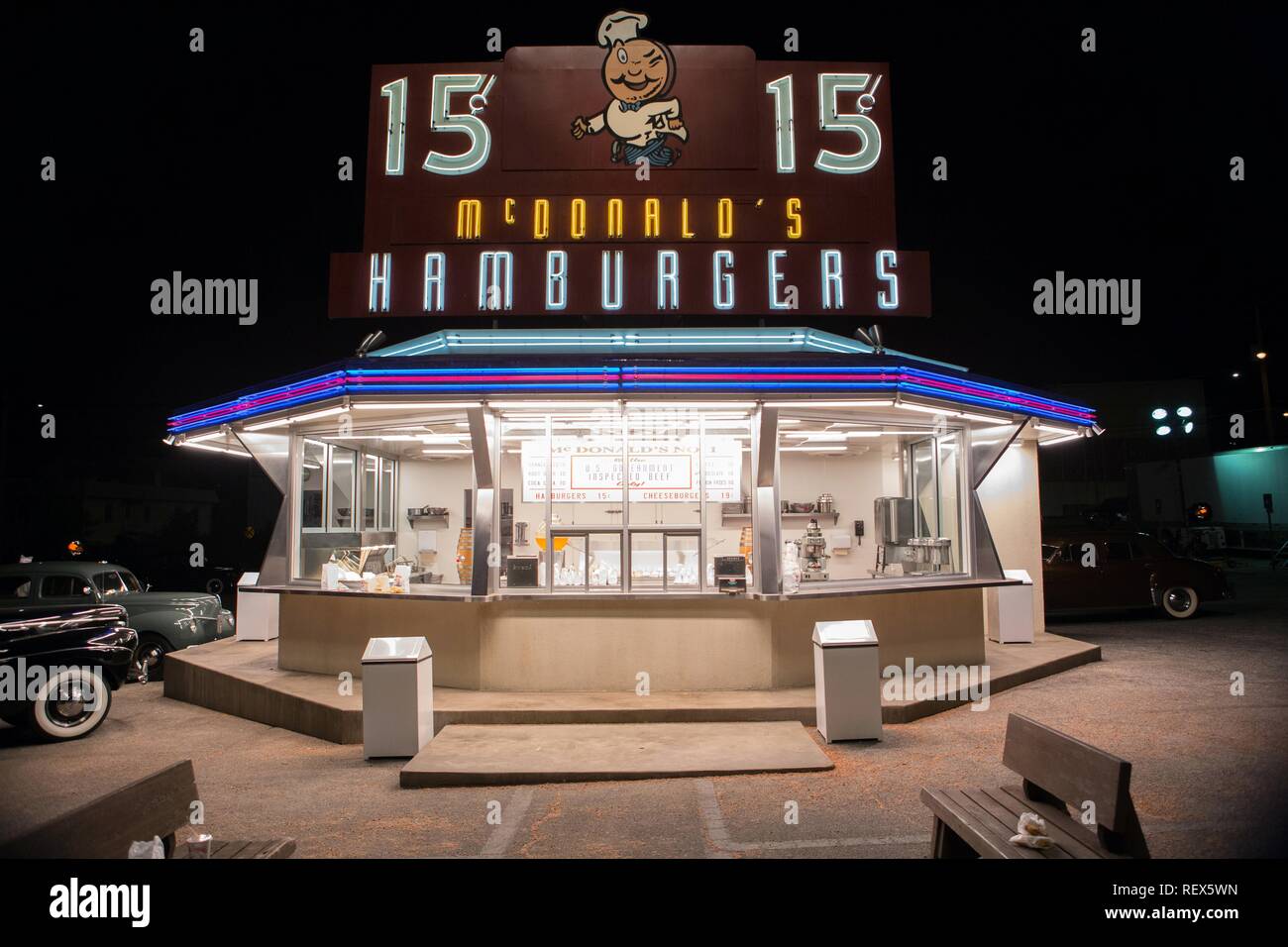 Drive Thru Mcdonalds Restaurant High Resolution Stock Photography and ...