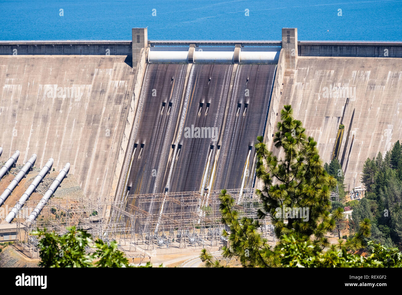 Close up view of Shasta Dam, Northern California Stock Photo - Alamy