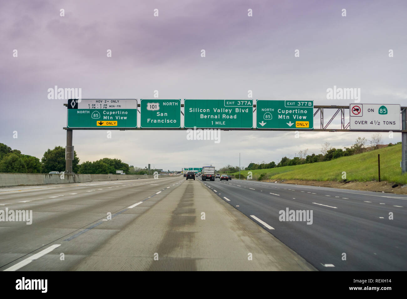 Freeway signs san francisco california hi-res stock photography and ...