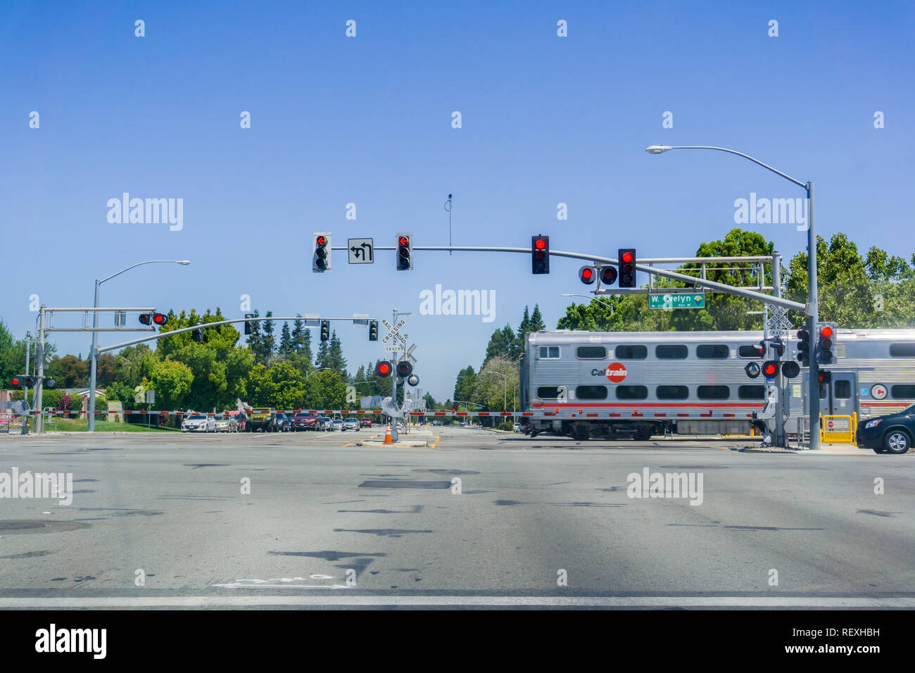 Sunnyvale california neighborhood hi-res stock photography and images ...