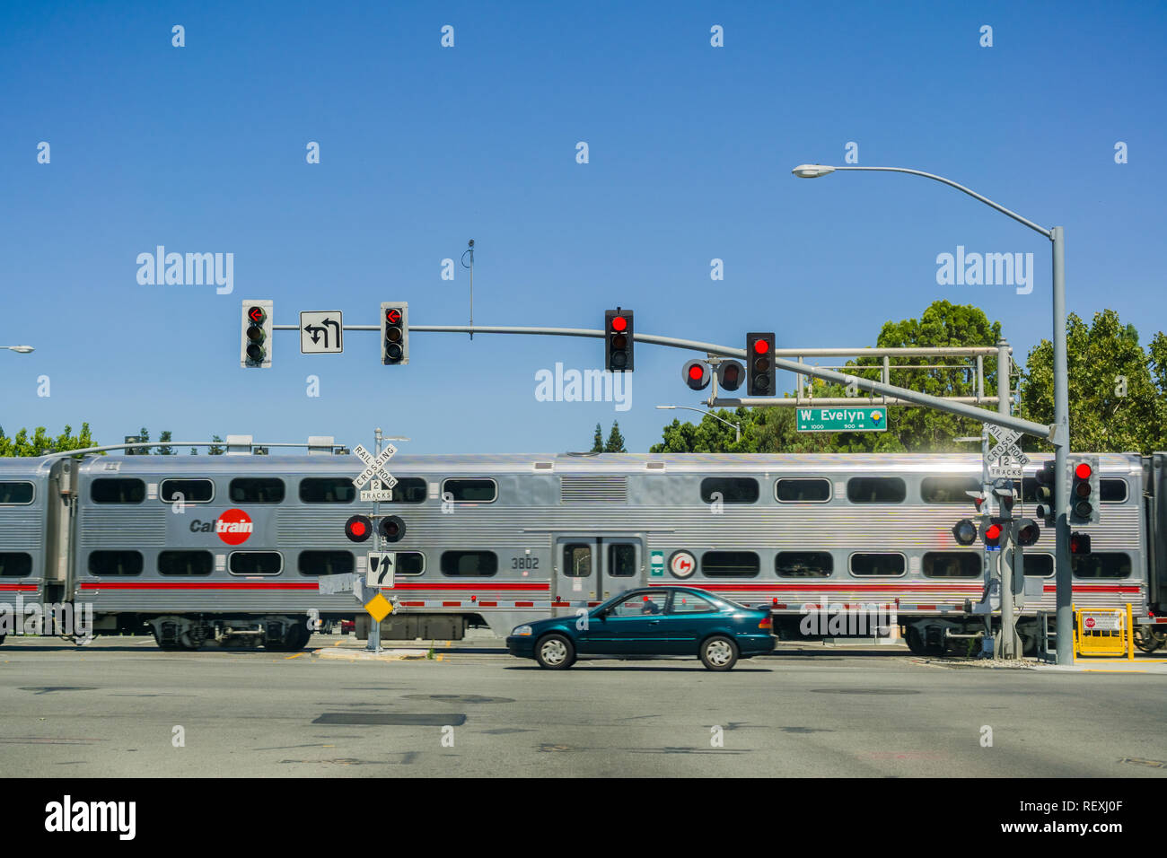 Sunnyvale california neighborhood hi-res stock photography and images ...