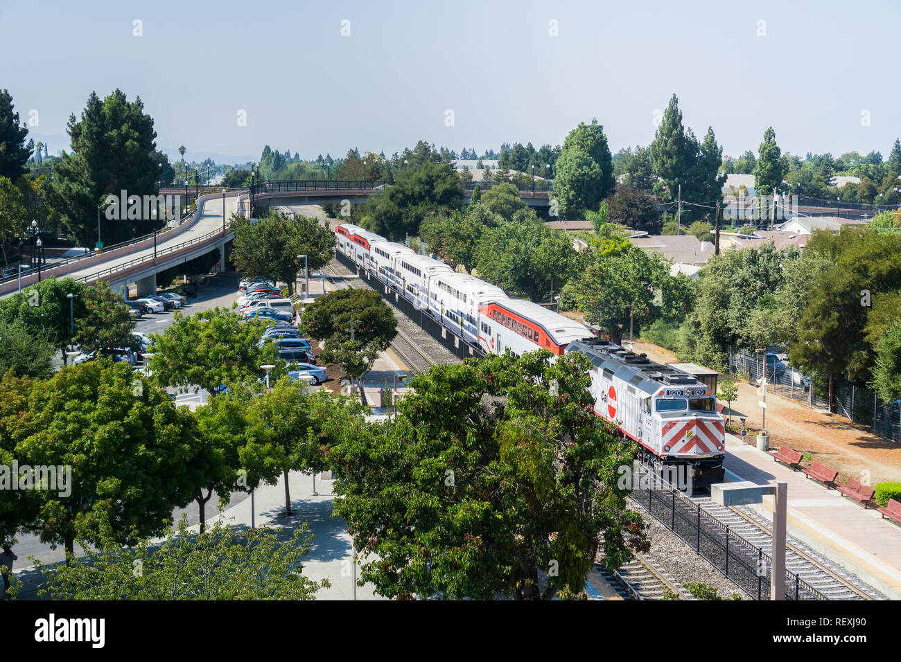 Caltrain hi-res stock photography and images - Alamy