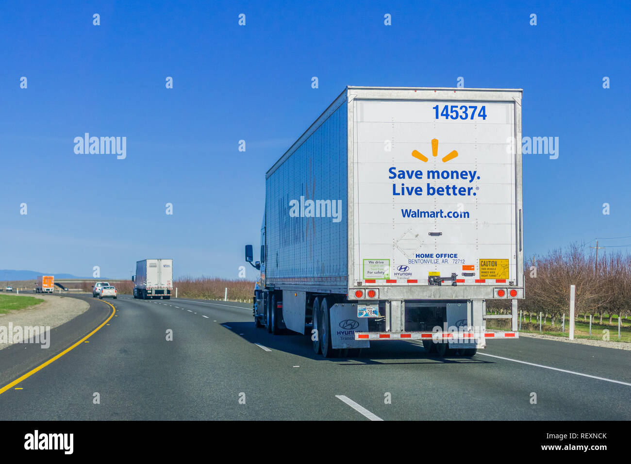 Walmart corporate logo hi-res stock photography and images - Alamy