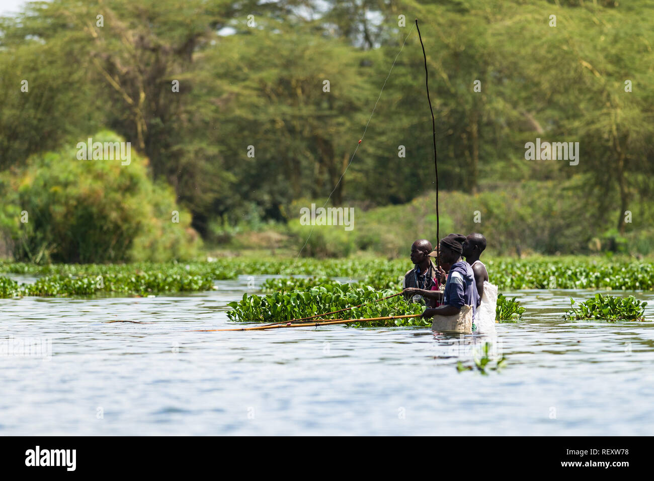 African men fishing hi-res stock photography and images - Alamy